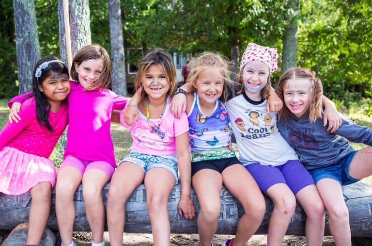 Bring a Friend – InterVarsity Manitoba Pioneer Camp